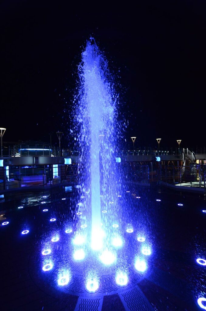 LED150 Series - Dynamite Blast - Crystal