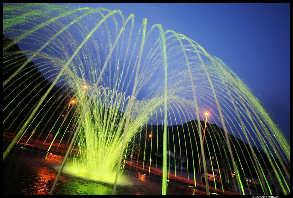 NSR Series - Spray Ring - Crystal